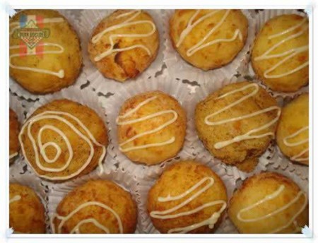 BOÑUELO DE YUCA :: El Buen Augurio Bufett's